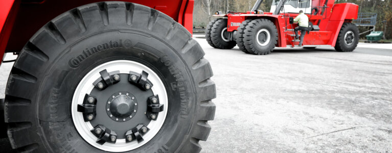 Extending the reach of Kalmar machines