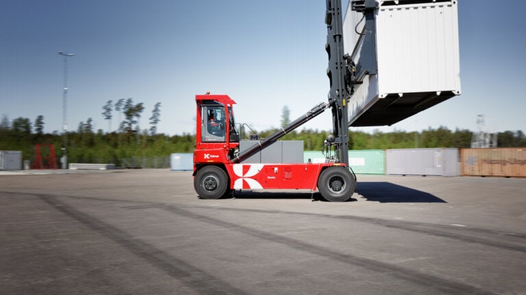 Kalmar Container Handling Equipment: Optimize Efficiency & Safety