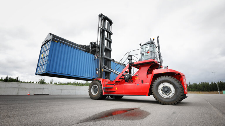 Kalmar Container Handling Equipment: Optimize Efficiency & Safety