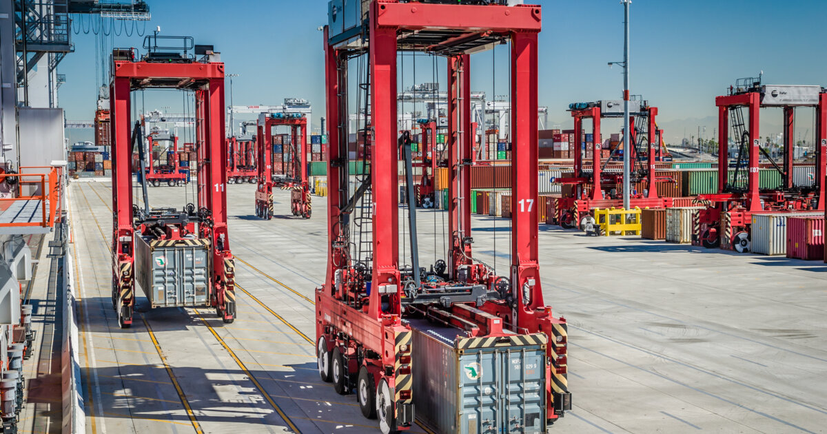 Enhanced flexibility with Kalmar AutoStrad Application