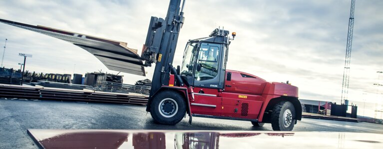 Forklift flexibility | Kalmarglobal