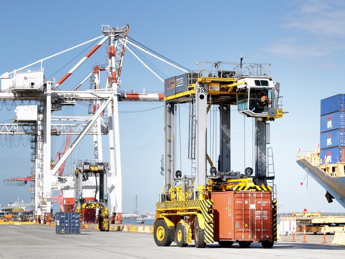 Kalmar Shuttle Carrier | Kalmarglobal