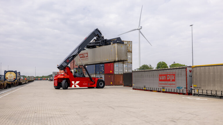 Kalmar Electric Reach Stacker | Kalmarglobal